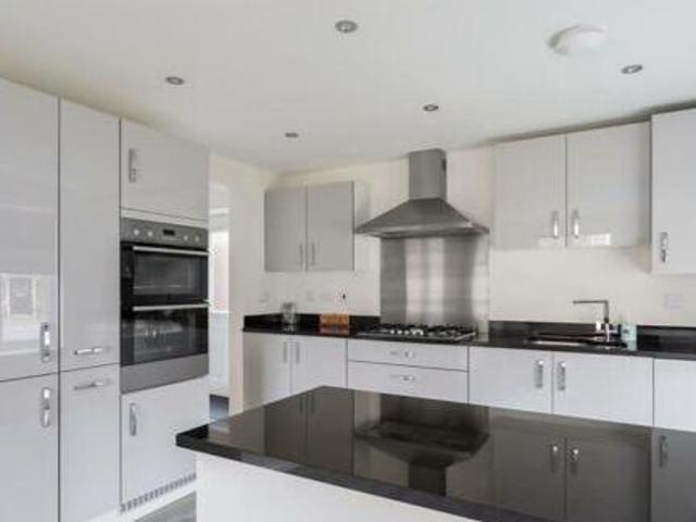 4 Bedroom Detached House For Sale In Knowle