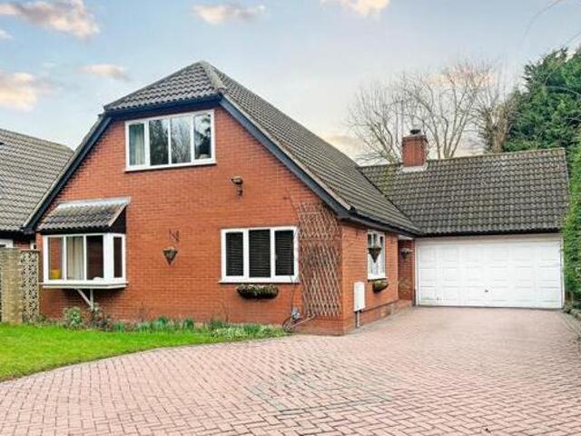 4 Bedroom Detached House For Sale In Knowle