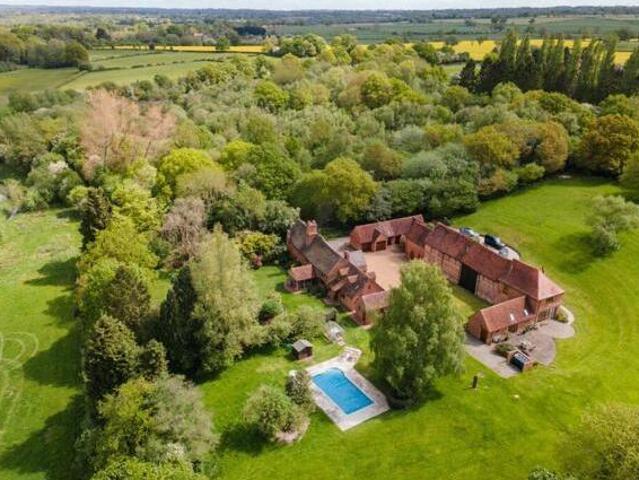 4 Bedroom Detached House For Sale In Knowle