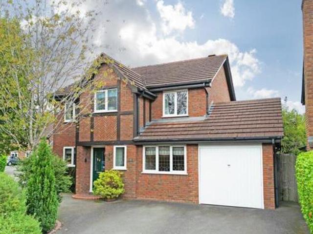 4 Bedroom Detached House For Sale In Knowle