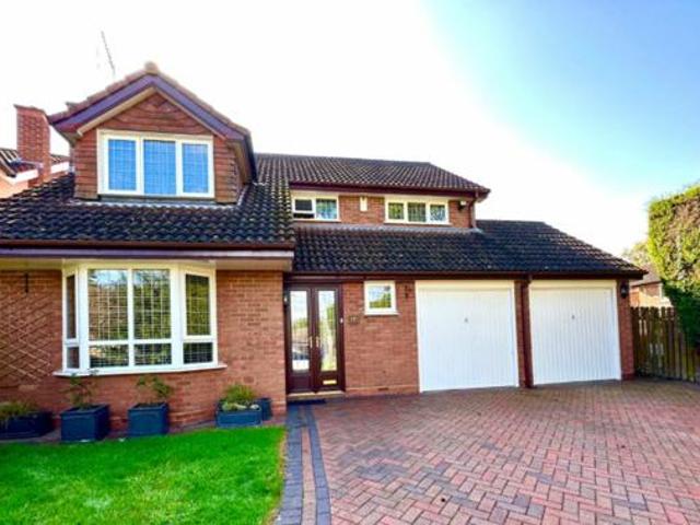 4 Bedroom Detached House For Sale In Knowle
