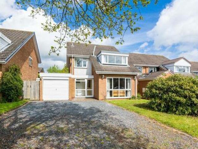 4 Bedroom Detached House For Sale In Knowle