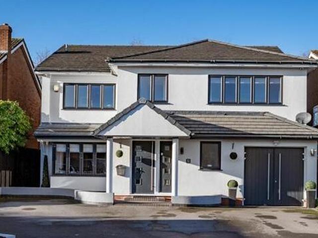 4 Bedroom Detached House For Sale In Knowle