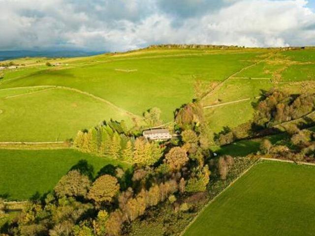 4 Bedroom Detached House For Sale In Kettleshulme