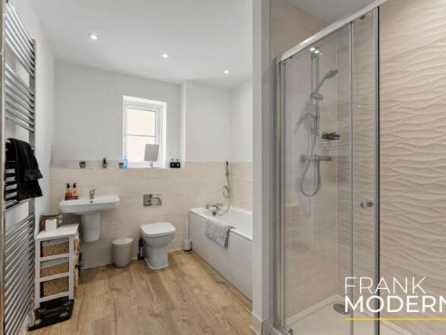 4 bedroom detached house for sale in Keeper Hill Drive, Hampton Heights, PE7