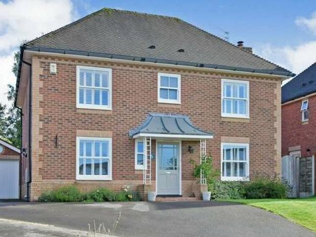 4 bedroom detached house for sale in Kelso Way Tytherington Cheshire SK10