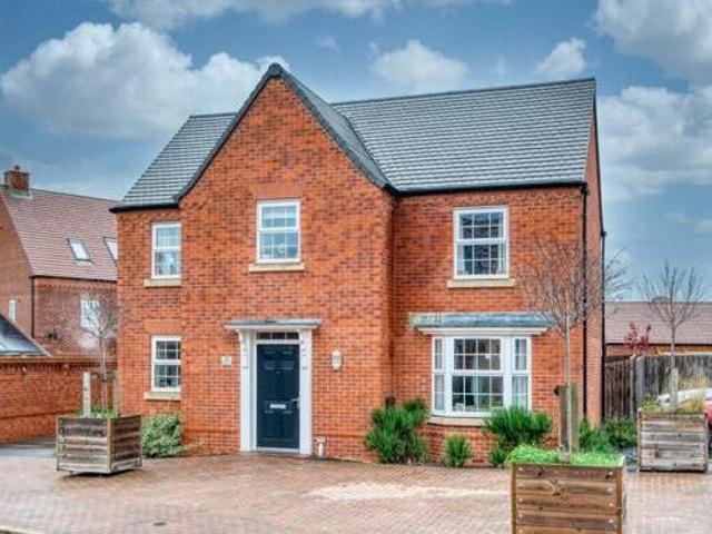 4 Bedroom Detached House For Sale In Kempsey, Worcester