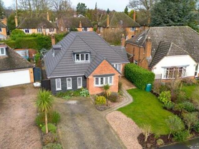 4 Bedroom Detached House For Sale In Kenilworth, Warwickshire