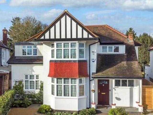 4 Bedroom Detached House For Sale In Kenton