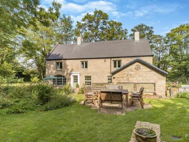 4 Bedroom Detached House For Sale In Kiveton Park Station, Sheffield