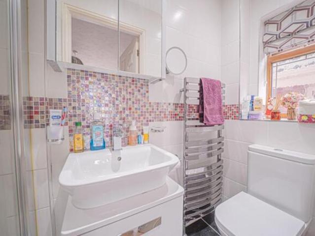 4 bedroom detached house for sale in Kingfisher Close, Birmingham, B26