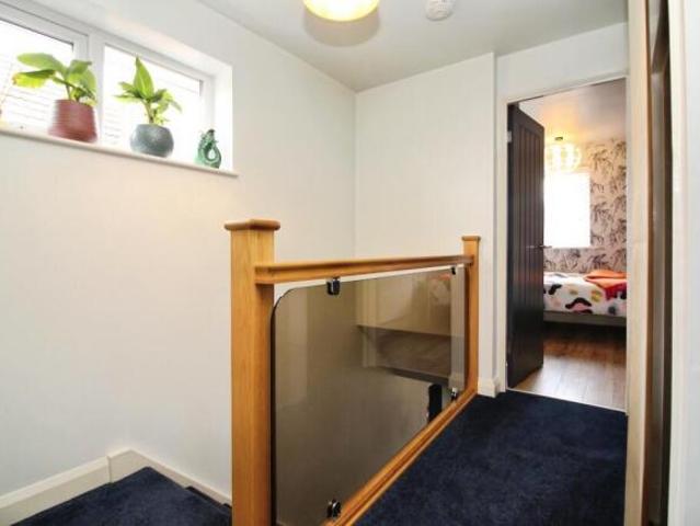 4 bedroom detached house for sale in Kingsway, Braunstone Town, LE3