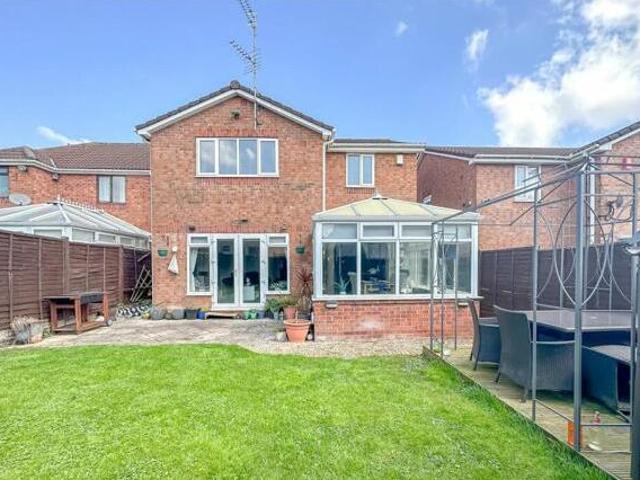 4 Bedroom Detached House For Sale In Kingswood, Bristol