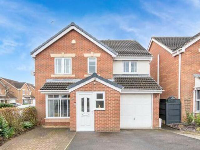 4 Bedroom Detached House For Sale In Kingswood Estate