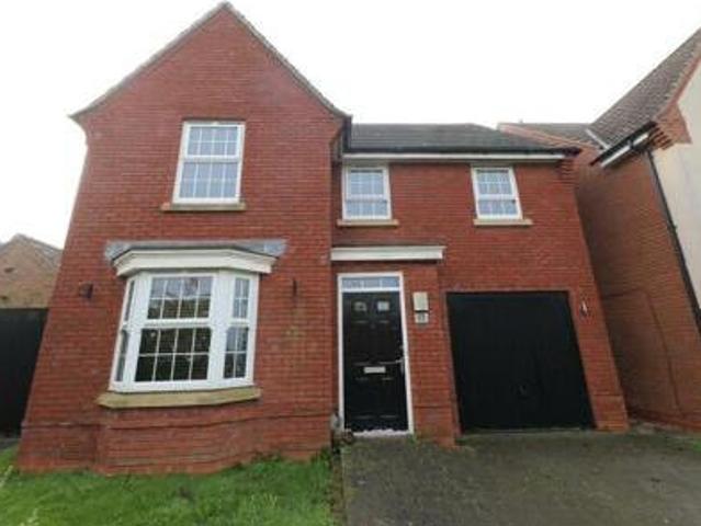 4 Bedroom Detached House For Sale In Kingswood