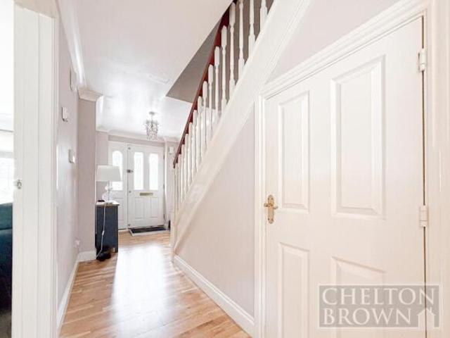 4 bedroom detached house for sale in Kings Close, Northampton, Northamptonshire, NN4