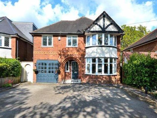 4 Bedroom Detached House For Sale In Kings Heath, Birmingham