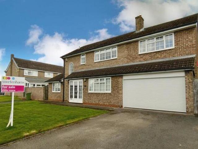 4 Bedroom Detached House For Sale In Kingsley