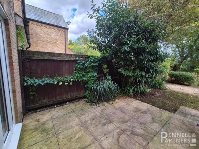 4 bedroom detached house for sale in Kingsline Close, Thorney, Peterborough, PE6