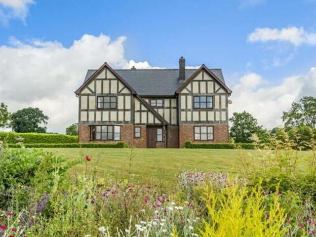 4 Bedroom Detached House For Sale In Kinnerton