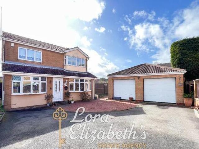 4 Bedroom Detached House For Sale In Kirkby In Ashfield