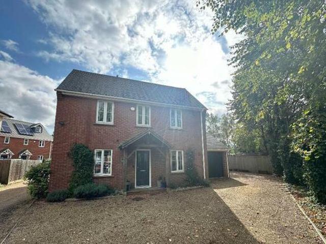 4 Bedroom Detached House For Sale In Houghton Conquest, Bedfordshire
