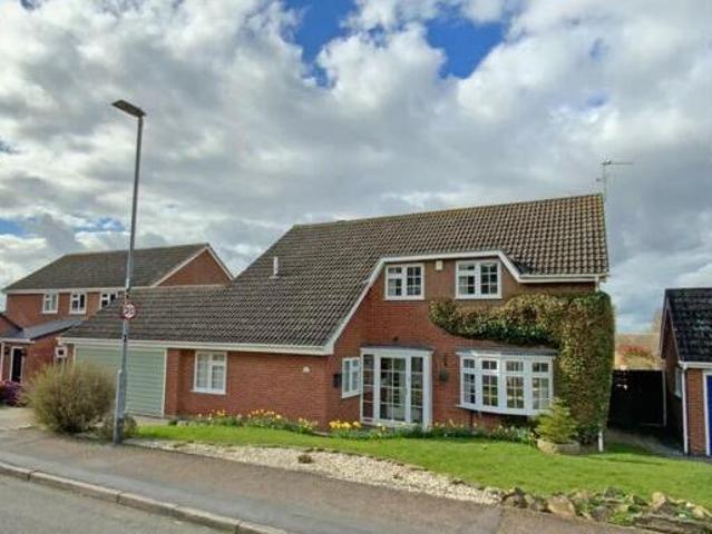 4 Bedroom Detached House For Sale In Houghton on the hill