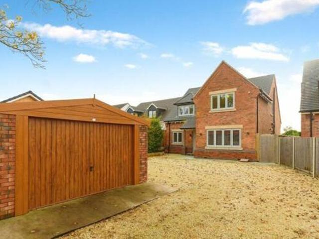 4 Bedroom Detached House For Sale In Houghton on the hill, Leicester