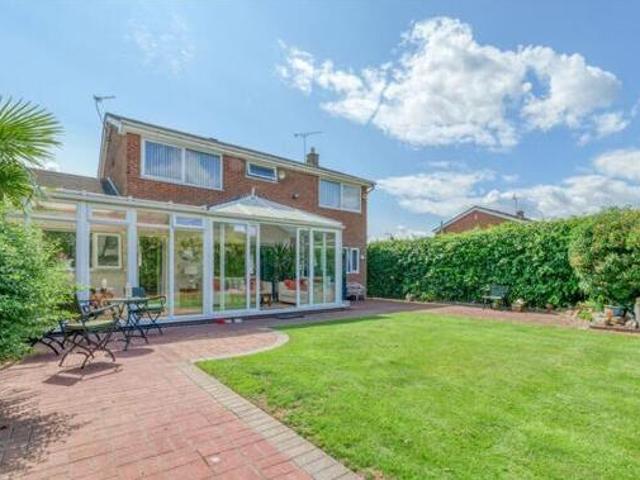 4 Bedroom Detached House For Sale In Houghton on the hill, Leicester
