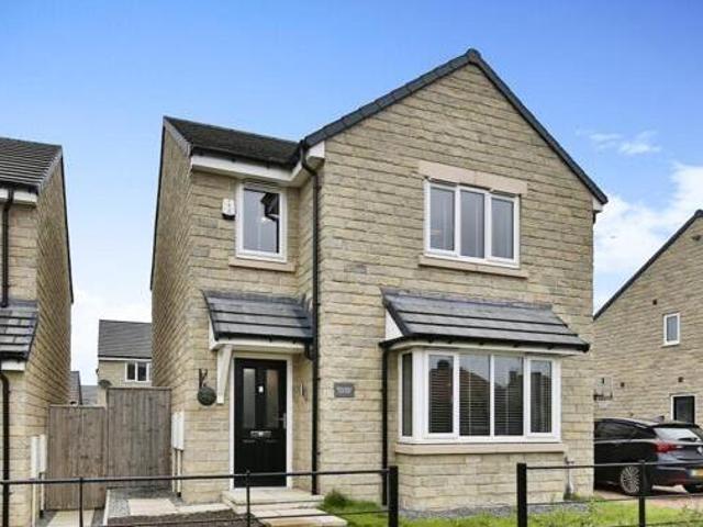 4 Bedroom Detached House For Sale In Houghton Le Spring, Tyne And Wear