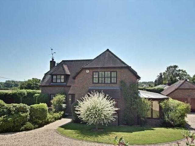4 bedroom detached house for sale in house Pyotts hill Old Basing RG24 8AP RG24