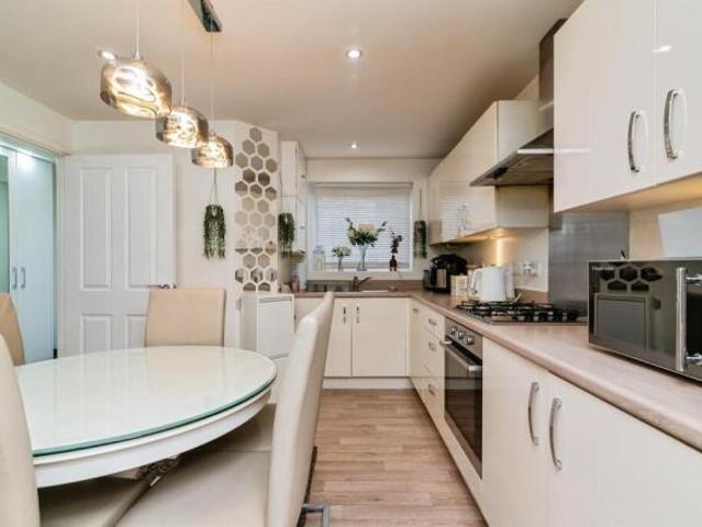 4 bedroom detached house for sale in Houseman Gardens, Nottingham, NG2