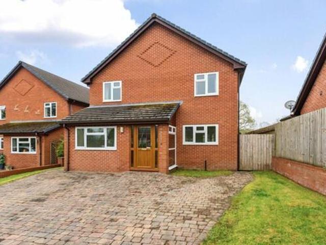 4 Bedroom Detached House For Sale In Howey, Llandrindod Wells