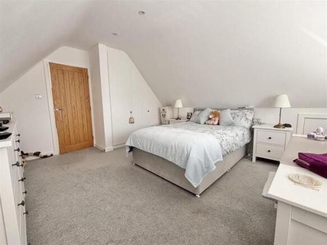 4 bedroom detached house for sale in Hoyal Road, Hamworthy, Poole, BH15