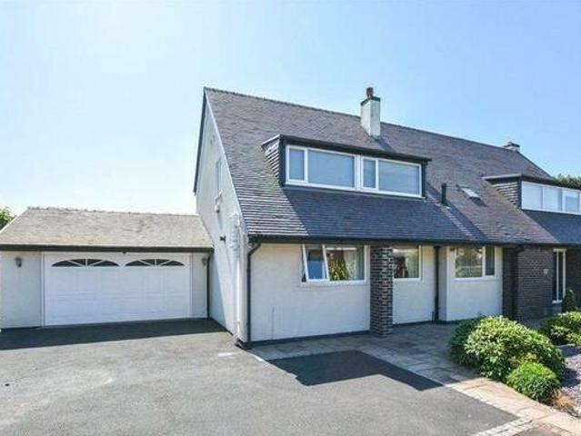 4 bedroom detached house for sale in Hoyles Lane Cottam Preston Lancashire PR4