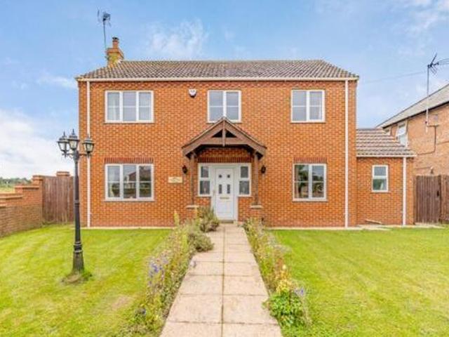 4 Bedroom Detached House For Sale In Holbeach, Lincolnshire