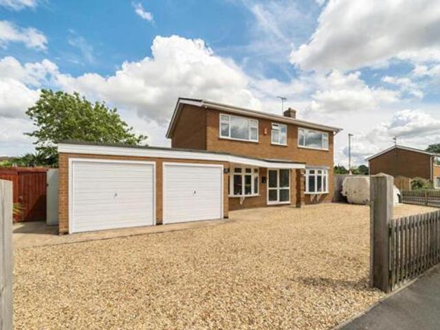 4 Bedroom Detached House For Sale In Holbeach, Spalding