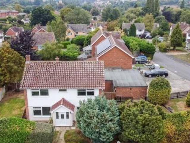 4 bedroom detached house for sale in Holbrook Barn Road Boxford CO10