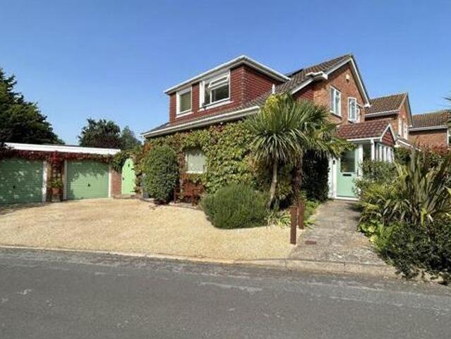 4 Bedroom Detached House For Sale In Holbury