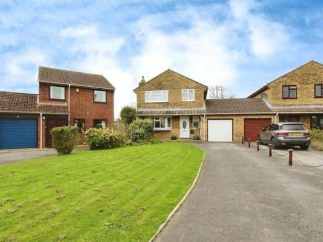 4 Bedroom Detached House For Sale In Holbury