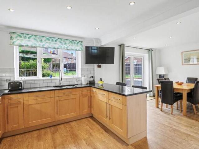 4 bedroom detached house for sale in Holly Gardens, West End, SO30