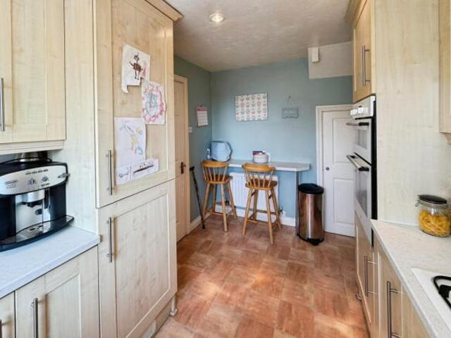 4 bedroom detached house for sale in Hollybush Drive, Sketty, Swansea, SA2 9JD, SA2