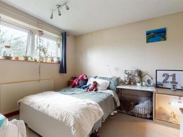 4 bedroom detached house for sale in Holmewood, Furzton, Milton Keynes, MK4