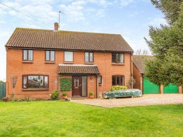4 Bedroom Detached House For Sale In Holme Hale