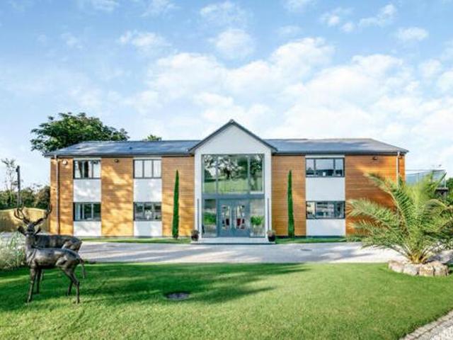 4 Bedroom Detached House For Sale In Honiton
