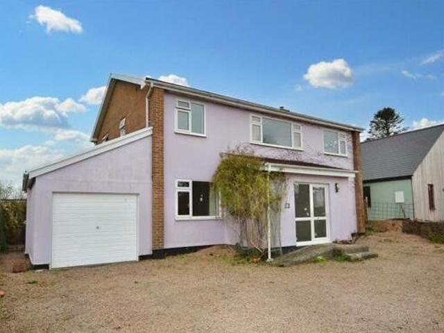 4 Bedroom Detached House For Sale In Hook