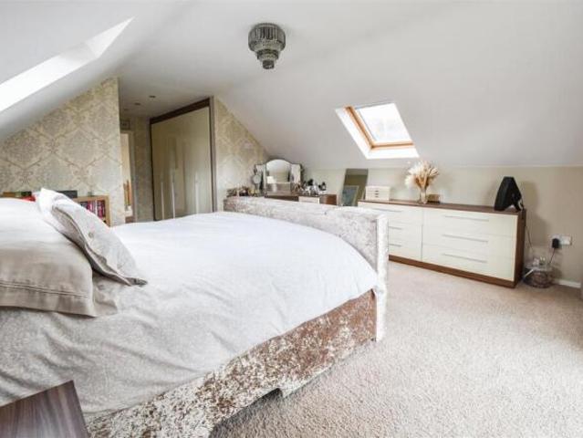 4 bedroom detached house for sale in Hook End Road, Hook End, Brentwood, CM15