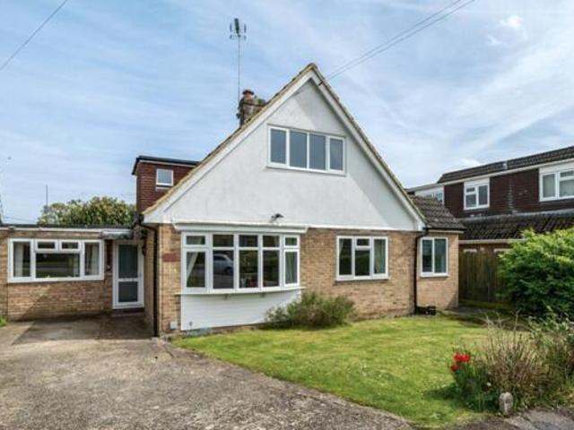 4 Bedroom Detached House For Sale In Hook, Hampshire