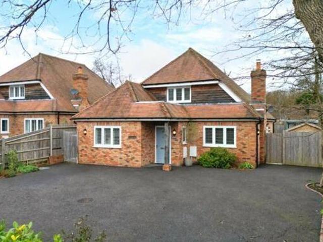 4 Bedroom Detached House For Sale In Horam, Heathfield