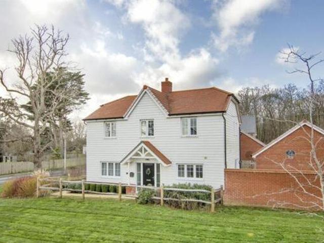 4 Bedroom Detached House For Sale In Horebeech Lane, Horam